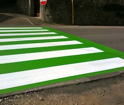 Il Pd si rivolge al prefetto per le strisce pedonali verdi